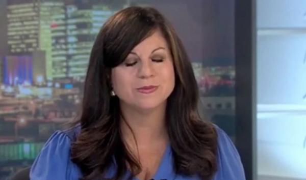 Perempuan Penyiar Berita Ini Ambruk akibat Stroke saat Siaran Langsung