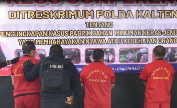 Kronologi Penggerebekan 3 Pabrik Pembuatan Miras di Palangka Raya ...