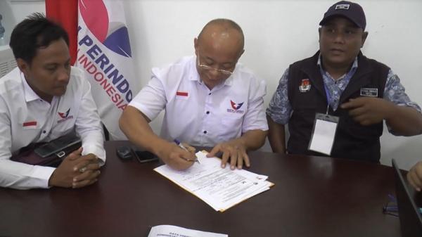 Partai Perindo Surabaya Dinyatakan Penuhi Syarat Verifikasi Faktual ... Partai Perindo Surabaya Dinyatakan Penuhi Syarat Verifikasi Faktual ...
