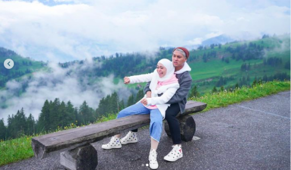 Mengenal Sneakers, Sepatu Mewah Fashionable yang Jadi Koleksi Rizky Billar