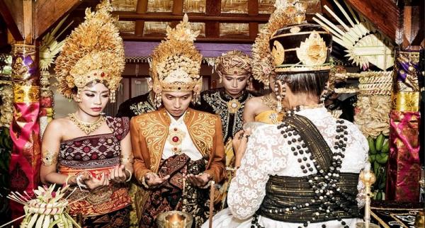 5 Mahar Pernikahan Paling Mahal di Indonesia, Nomor 4 Berat Harganya ...