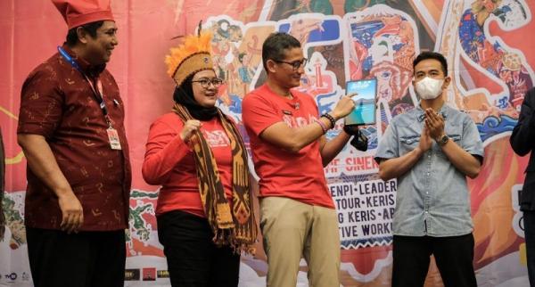 Hadiri Rakornas GenPi, Sandiaga Uno Ajak Milenial Pacu Kebangkitan ... Hadiri Rakornas GenPi, Sandiaga Uno Ajak Milenial Pacu Kebangkitan ...