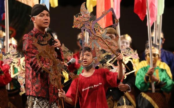 Peringatan Hari Wayang Dunia, Ganjar Tantang Dalang Cilik Ini Unjuk Kebolehan