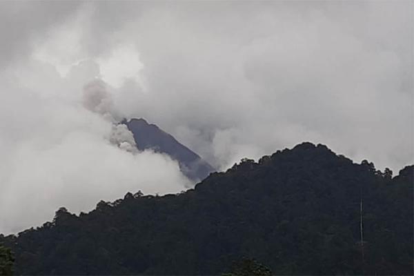 Gunung Merapi Luncurkan 1 Kali Awan Panas, BPPTKG Sebut Aktivitas Masih ...