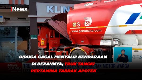 Diduga Gagal Menyalip Kendaraan di Depannya, Truk Tangki Pertamina Tabrak Apotek