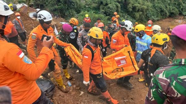 Tim SAR Gabungan Temukan 2 Jenazah Perempuan di Cijedil Cianjur