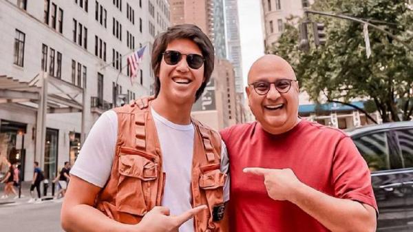 Potret Kekompakan Artis Indonesia dengan Ayah Sambungnya, Nomor 4 ... Potret Kekompakan Artis Indonesia dengan Ayah Sambungnya, Nomor 4 ...