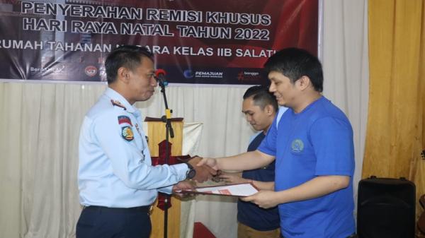 12 Narapidana Penghuni Rutan Salatiga Terima Remisi Natal