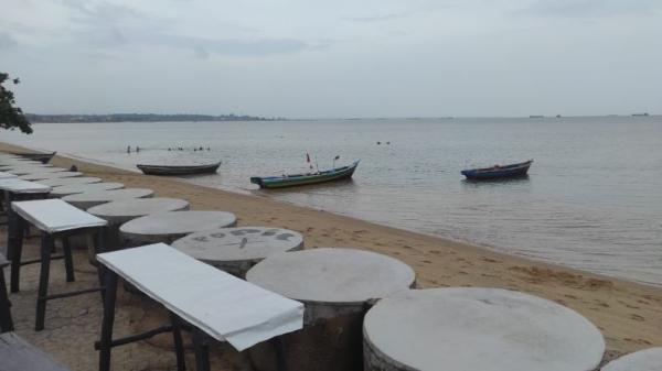 Tingkatkan Kunjungan Wisatawan, Pantai Batu Rakit Disiapkan Jadi ...