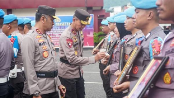 Terlibat Kasus Asusila hingga Narkoba, 25 Personel Polda Maluku Utara Dipecat
