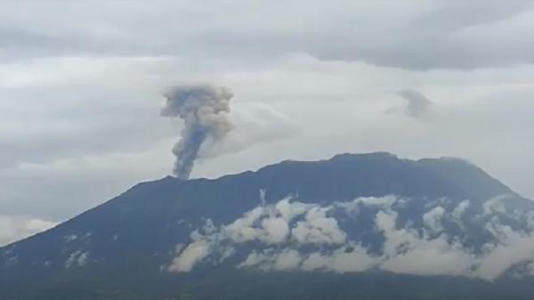 Gunung Marapi Erupsi Semburkan Abu Vulkanik 3 Km, Ini Rekomendasi PVMBG