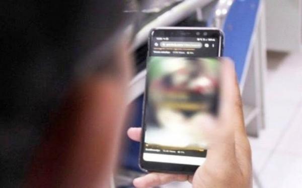 Sakit Hati, Pria di Musi Rawas Sebar Video Syur Pacar yang Masih SMA