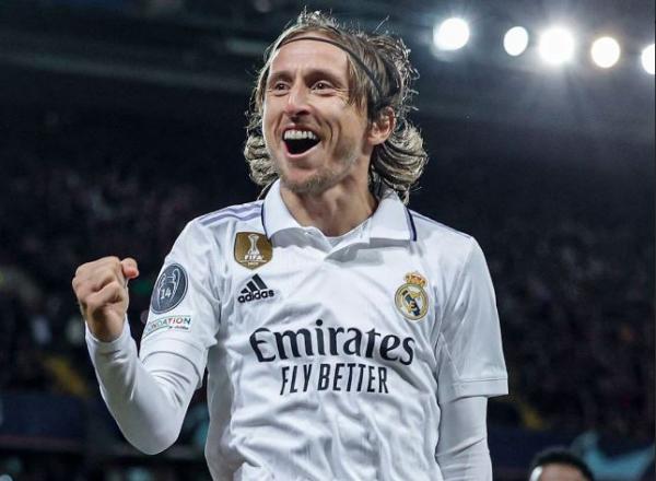 Luka Modric Bantu Real Madrid Bantai Liverpool, Dapat Tepuk Tangan dari ...