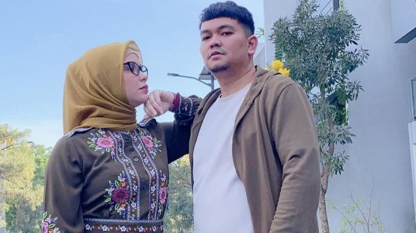 Digugat Cerai Aldila Jelita, Indra Bekti Pilih Tinggalkan Rumah Digugat Cerai Aldila Jelita, Indra Bekti Pilih Tinggalkan Rumah