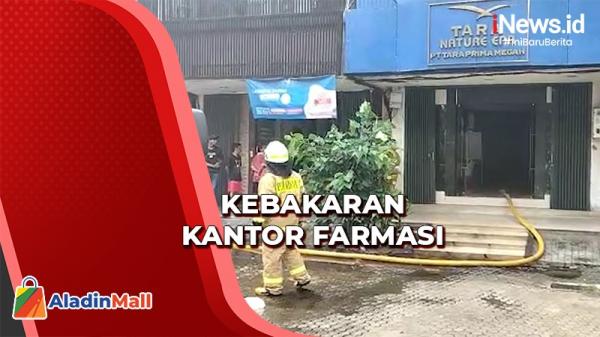 Kantor Farmasi di Kelapa Gading Terbakar, 9 Unit Mobil Pemadam Dikerahkan