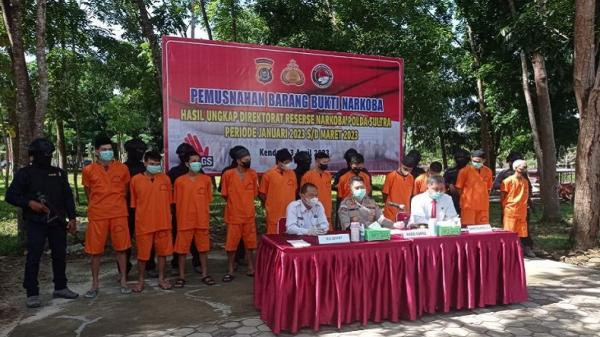 Polda Sultra Musnahkan Sabu 2,6 Kg, Tetapkan 12 Orang Tersangka Narkoba