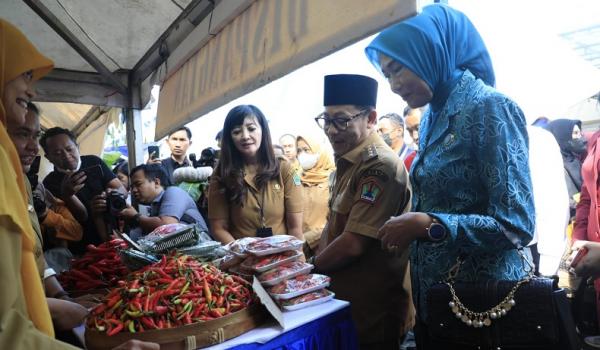 Harga Kebutuhan Pokok Terkendali Jelang Lebaran, Wali Kota Malang ...
