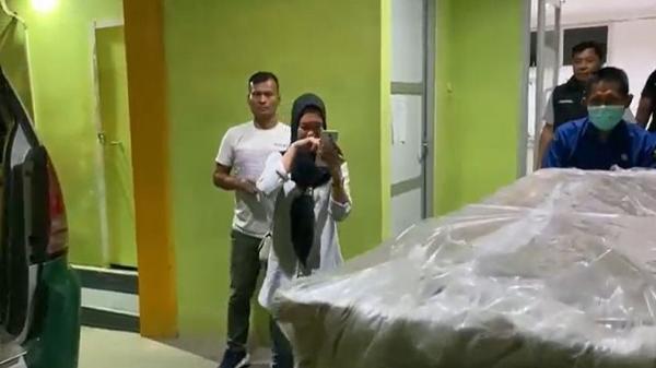 Penjemputan Jenazah Mulyadi, Korban Dukun Slamet Tohari Diwarnai Isak Tangis