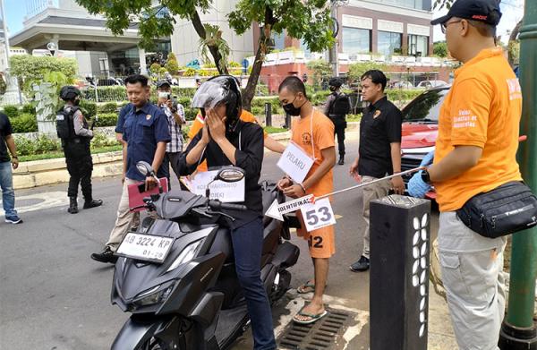 Polda DIY Gelar Rekonstruksi Pembunuhan dan Mutilasi, Tersangka ... Polda DIY Gelar Rekonstruksi Pembunuhan dan Mutilasi, Tersangka ...