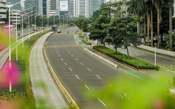 Penampakan Jalanan Jakarta Sepi Ditinggal Mudik