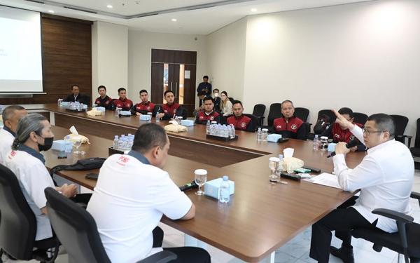 PB POBSI Lepas Atlet Biliar Indonesia ke SEA Games Kamboja 2023 PB POBSI Lepas Atlet Biliar Indonesia ke SEA Games Kamboja 2023