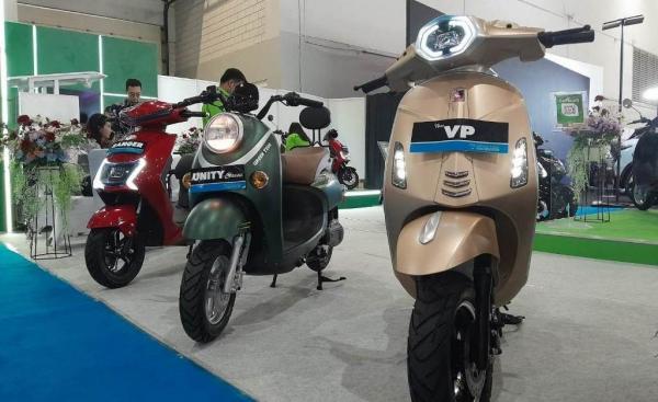Berburu Motor Listrik Bergaya Vespa di PEVS 2023, Ini Pilihannya