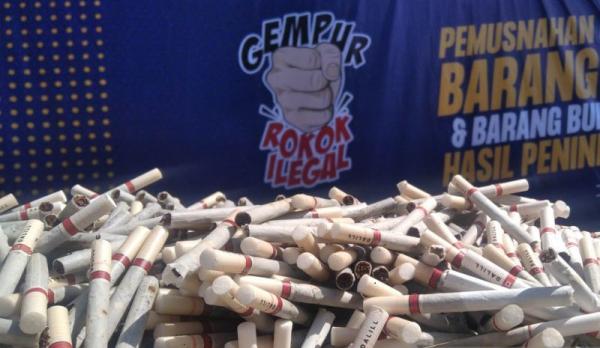 Bea Cukai Kudus Bongkar Penimbunan Rokok Ilegal di Jepara, Sita 1,1 Juta Batang