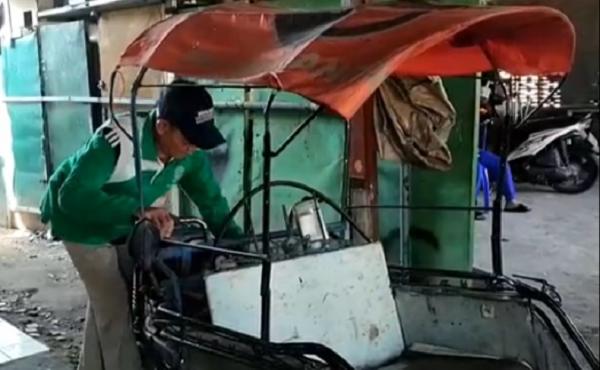 Kisah Tukang Becak di Surabaya, Sukses Naik Haji setelah 37 Tahun Menabung