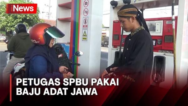 Hari Kelahiran Pancasila, Petugas SPBU di Jember Kenakan Baju Adat Jawa