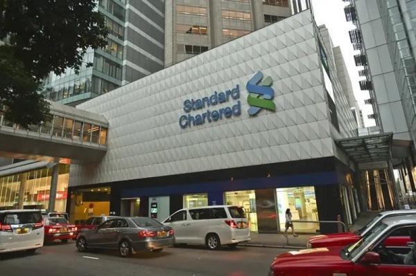 Standard Chartered Bank Umumkan PHK 100 Karyawan di 3 Negara, Apa Saja?