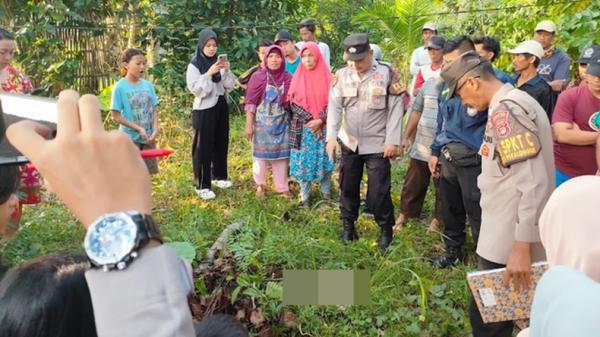Cium Bau Busuk, Warga Lampung Timur Geger Temukan Mayat Bayi di Pekarangan Kosong