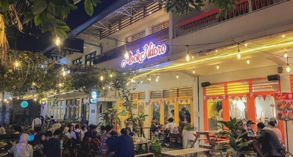 6 Spot Foto di Blok M dari yang Gratis sampai Bayar, Semuanya Unik ...