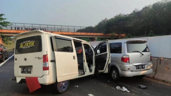 Kecelakaan di Tol Cipali Hari Ini, 3 Kendaraan Tabrakan Beruntun, 5 Luka-luka
