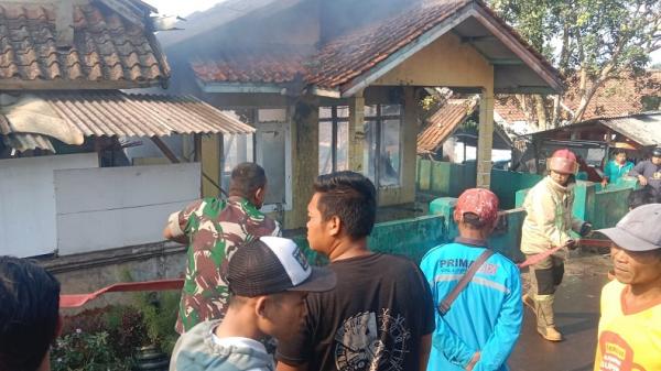 3 Rumah Warga di Perbatasan Cianjur-Sukabumi Ludes Terbakar, Kerugian Rp200 Juta