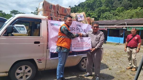 Tanggap Bencana, BRI Peduli Salurkan Bantuan kepada Korban Banjir dan Longsor Sumbar