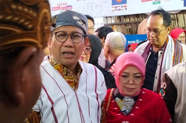 Mendes PDTT Abdul Halim Iskandar Dorong Semua Desa Miliki BUMDes Mendes PDTT Abdul Halim Iskandar Dorong Semua Desa Miliki BUMDes