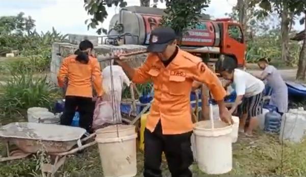 Kekeringan, 10 Desa di Bojonegoro Krisis Air Bersih sejak 2 Bulan Terakhir