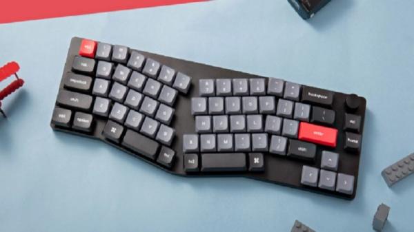Keyboard Ini Punya Desain Unik, Bagian Tengah Terbagi 2