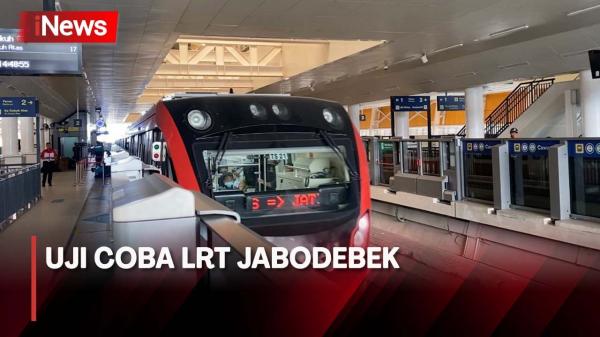 Warga Jajal Pengalaman Naik LRT Jabodebek