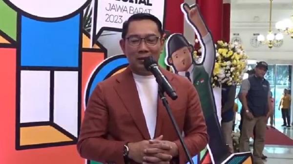 Usai Tak Jabat Gubernur Jabar, Ridwan Kamil Pastikan JQR Tak Dibubarkan Usai Tak Jabat Gubernur Jabar, Ridwan Kamil Pastikan JQR Tak Dibubarkan