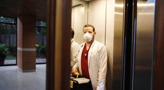 Jangan Lupa, Polusi Udara Bisa Terjadi dalam Ruangan dari Asap Rokok ...