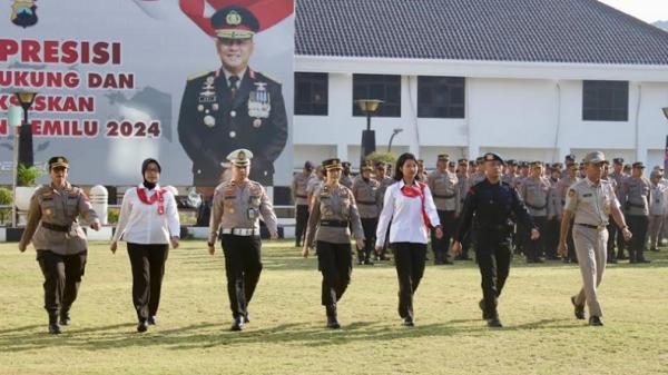 Daftar 7 Anggota Polda Jateng Dapat Penghargaan dari Kapolda Irjen Ahmad Luthfi