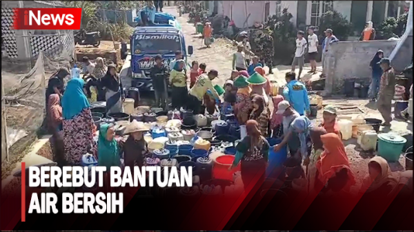 Kemarau Panjang, Warga Lereng Gunung Slamet Pemalang Berebut Bantuan Air Bersih