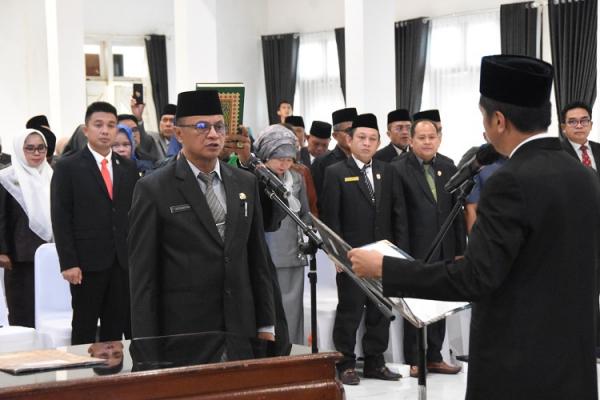 Pj Bupati Barito Utara Lantik Jufriansyah Jadi Penjabat Sekretaris Daerah