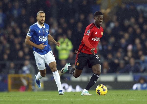 Paul Scholes Puji Setinggi Langit Penampilan Kobbie Mainoo: Dia 10 kali Lebih Hebat dari Saya!