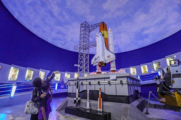 Serunya Berlibur Sambil Belajar Luar Angkasa di Museum Sky World Serunya Berlibur Sambil Belajar Luar Angkasa di Museum Sky World