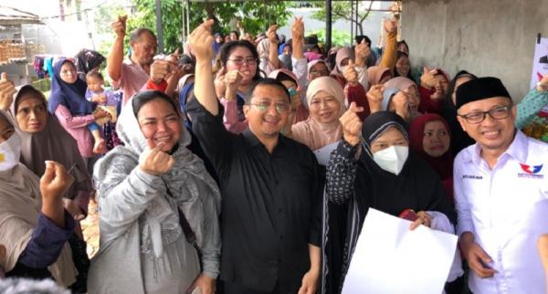 Warga Mengeluh Sembako Mahal, Caleg Perindo Yusuf Mansur Gelar Bazar ... Warga Mengeluh Sembako Mahal, Caleg Perindo Yusuf Mansur Gelar Bazar ...