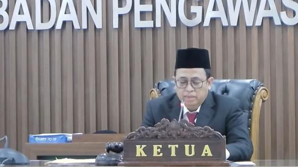 Bawaslu Putuskan Zulkifli Hasan Langgar Administrasi Pemilu Bawaslu Putuskan Zulkifli Hasan Langgar Administrasi Pemilu