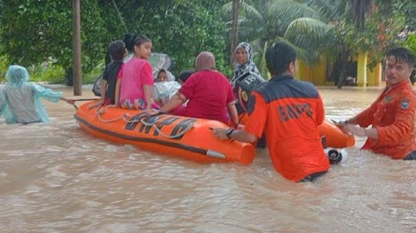 Banjir Bandang dan Longsor di Pesisir Selatan, 10 Orang Tewas