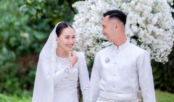 Ayah Rozak Berharap Punya Banyak Cucu dari Pernikahan Ayu Ting Ting dan ... Ayah Rozak Berharap Punya Banyak Cucu dari Pernikahan Ayu Ting Ting dan ...